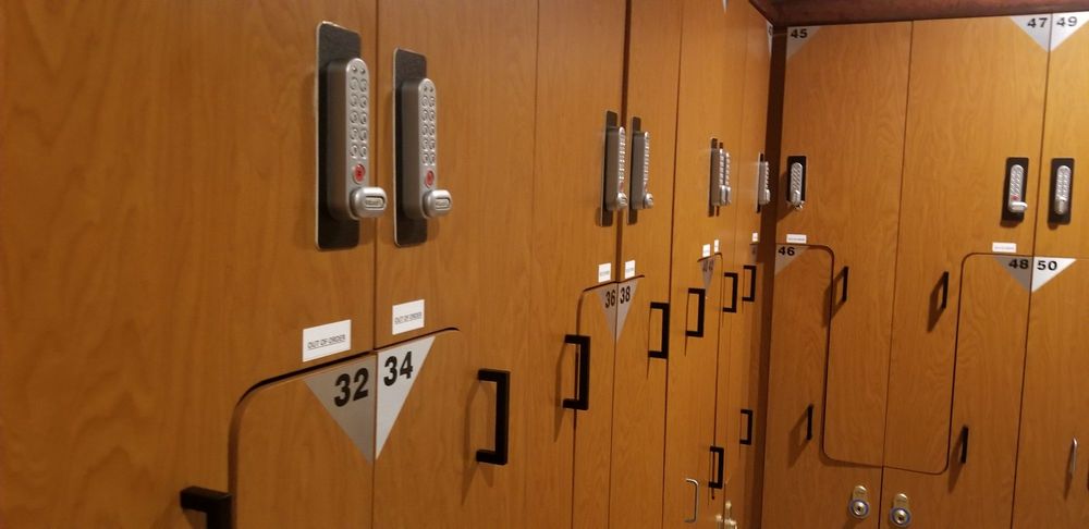 MERIDIAN DAY SPA - 204 Photos & 195 Reviews - 6121 E Telegraph Rd ...