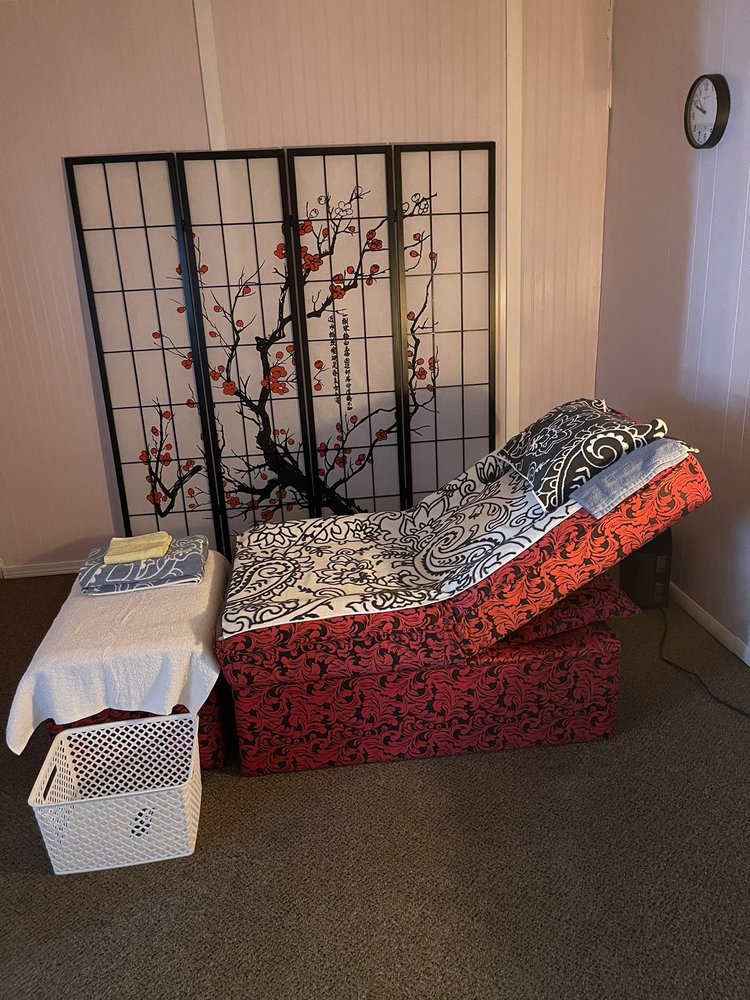 Panda Massage Updated July 2025 23 Photos 107 N Adams St