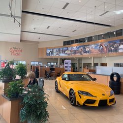 LARRY H. MILLER TOYOTA MURRAY - 44 Photos & 169 Reviews - Car Dealers ...