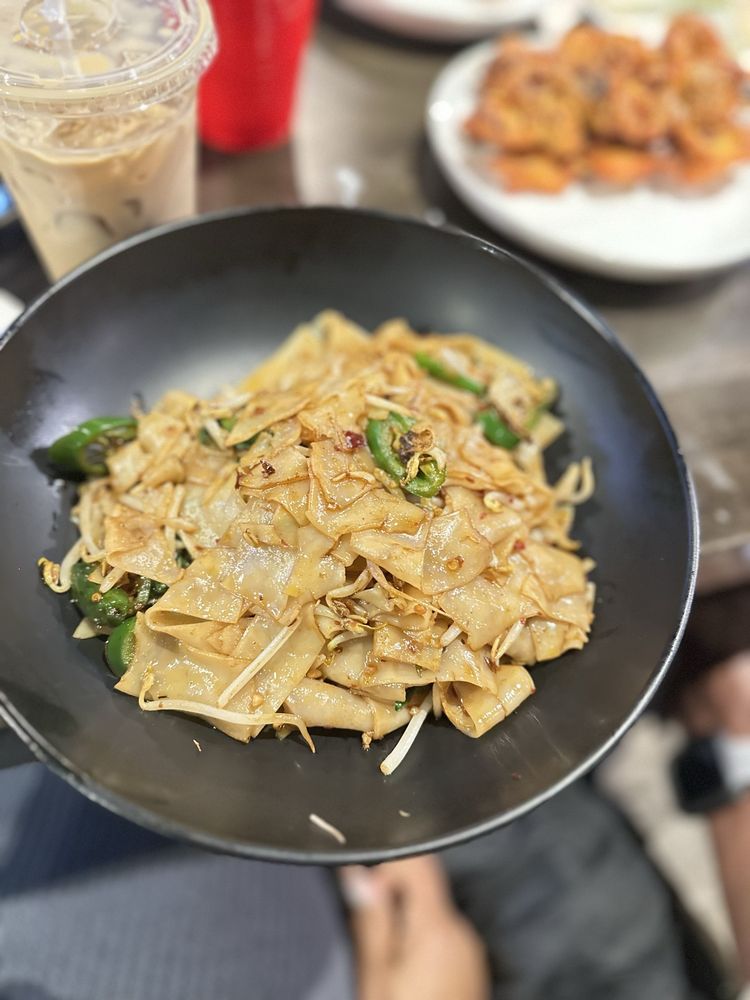 THAI POT CAFE - Updated July 2025 - 379 Photos & 610 Reviews - 1350 S ...