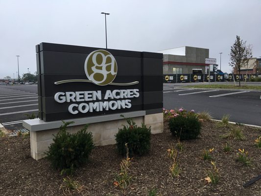 GREEN ACRES COMMONS - Updated January 2026 - 29 Photos - 1 Green Acres ...