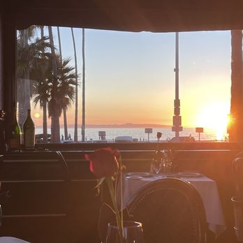 21 OCEANFRONT - 768 Photos & 677 Reviews - 2100 W Oceanfront, Newport ...