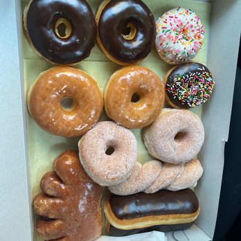 MISS DONUTS AND BAGELS - Updated February 2025 - 45 Photos & 48 Reviews ...