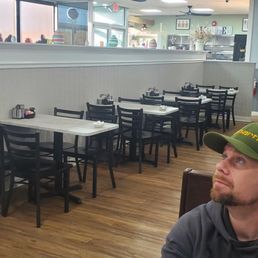 GUS FAMILY RESTAURANT - Updated June 2025 - 43 Photos & 29 Reviews ...