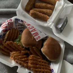 SMACKERS - Updated October 2025 - 141 Photos & 90 Reviews - 7780 US-64 ...