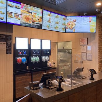 TACO BELL CANTINA - Updated October 2025 - 13 Photos & 33 Reviews ...