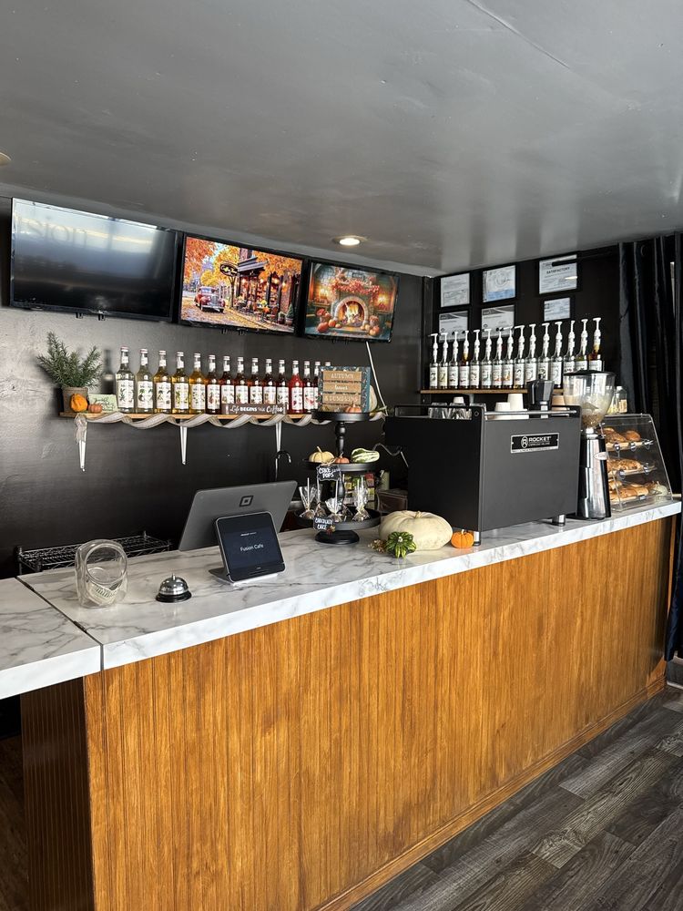 FUSION COFFEE SHOP INSIDE KING AUTO CENTER - Updated November 2024 ...