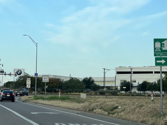 BMW OF GRAPEVINE - Updated May 2025 - 83 Photos & 163 Reviews - 1111 E ...