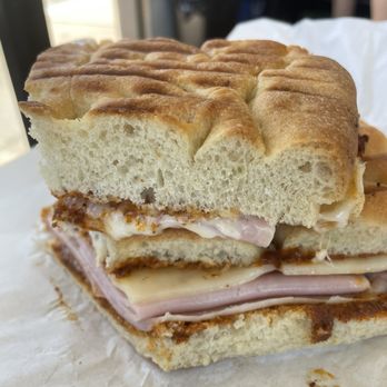 PERFECT POUR CAFE - Updated June 2025 - 465 Photos & 410 Reviews - 2500 ...