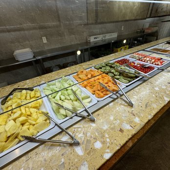 YUM BUFFET AND GRILL - Updated December 2024 - 1013 Photos & 535 ...
