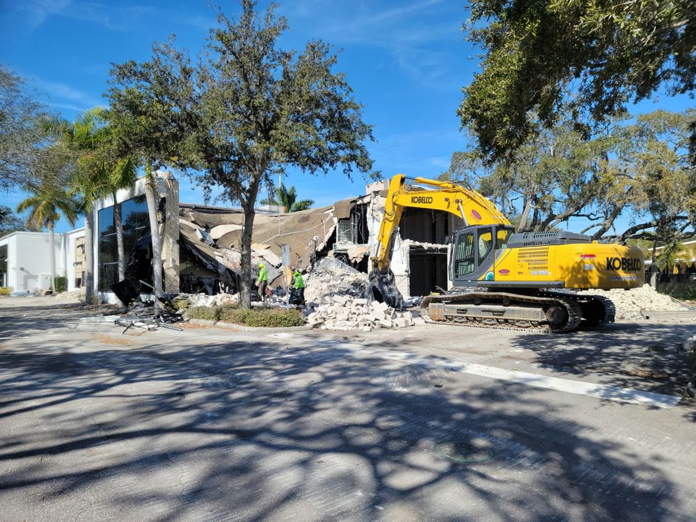 SUNCOAST WRECKING AND ASSET RECOVERY - 7901 4th St N, Saint Petersburg ...