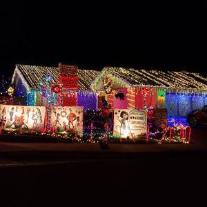 CHRISTMAS CARD LANE - 580 Photos & 133 Reviews - Local Flavor - 9190 ...