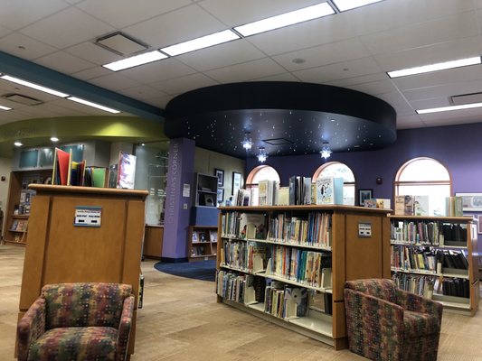 WESTLAKE PORTER PUBLIC LIBRARY - Updated September 2025 - 16 Photos ...