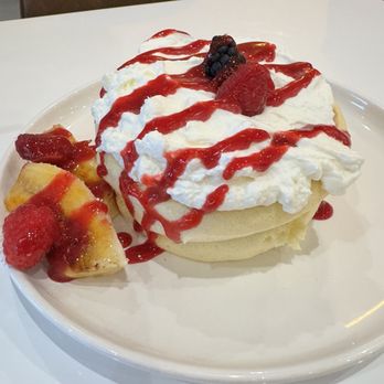 FLUFFY FLUFFY - Updated October 2025 - 39 Photos & 13 Reviews - 2338 ...