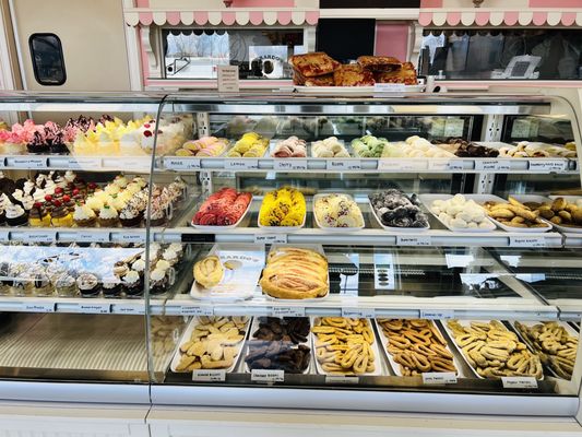 GERARDO’S ITALIAN BAKERY - Updated December 2025 - 71 Photos & 62 ...