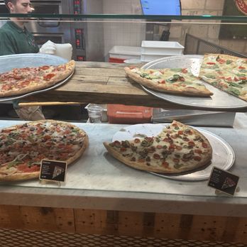 BRONX HOUSE PIZZA - Updated December 2025 - 77 Photos & 114 Reviews ...