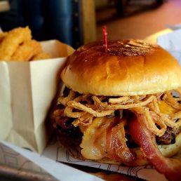 PAISANS PIZZERIA & BAR - Updated July 2025 - 316 Photos & 546 Reviews ...