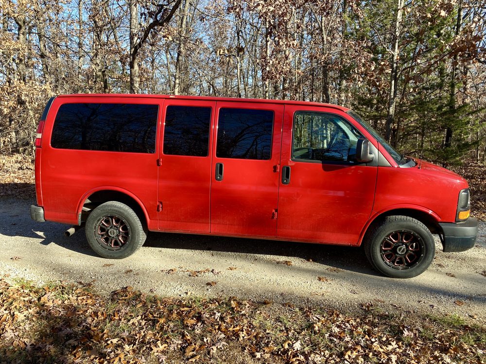 CLIFFORD THE BIG RED VAN TRANSPORT - Updated December 2024 - Request ...