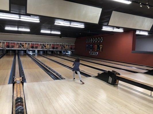 THE ALLEY BOWLING & BBQ - Updated January 2025 - 55 Photos & 111 ...