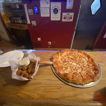 CHARIOT PIZZA - Updated October 2025 - 76 Photos & 163 Reviews - 3930 N ...