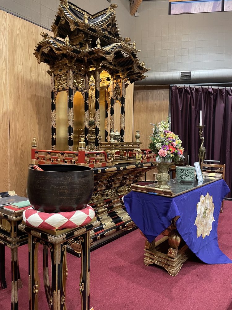 BUDDHIST TEMPLE OF CHICAGO - Updated August 2025 - 1151 W Leland Ave ...