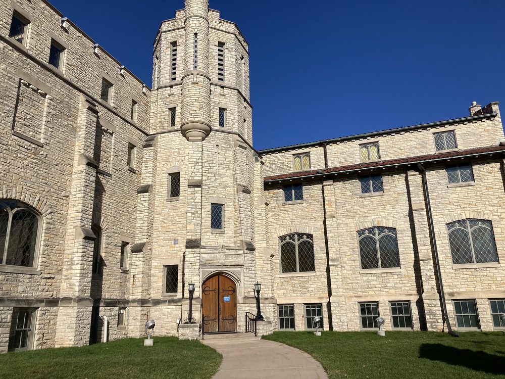 HISTORY MUSEUM AT THE CASTLE - Updated December 2025 - 44 Photos & 22 ...