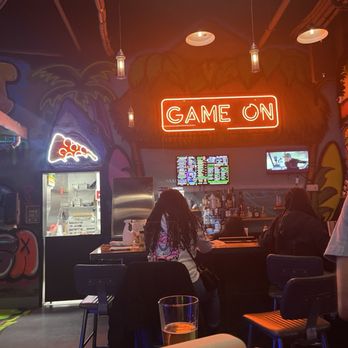 GAMEON BAR+ARCADE - Updated January 2026 - 169 Photos & 70 Reviews ...