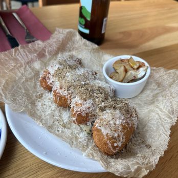 LEÑA - Updated January 2026 - 255 Photos & 70 Reviews - 2720 Brush St ...