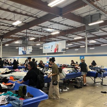GOODWILL SOUTHERN CALIFORNIA OUTLET STORE - Updated August 2025 - 33 ...