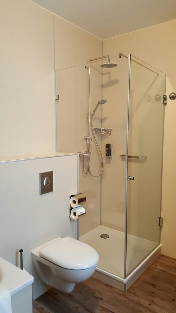 ALTSTADTHOTEL - Updated July 2024 - 15 Photos - Batteriegasse 2, Amberg ...