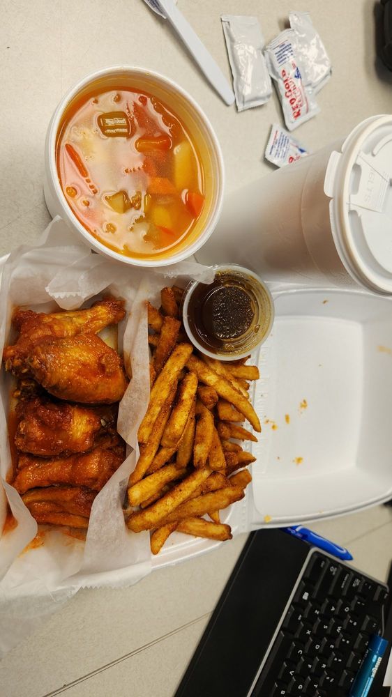 WING DASH - Updated December 2025 - 18 Photos & 19 Reviews - 360 E ...