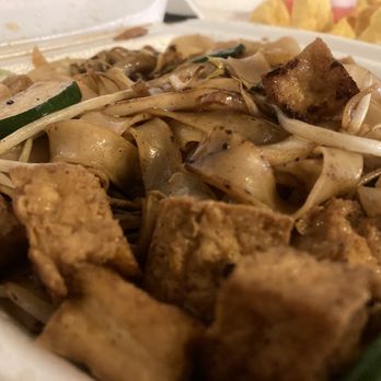 DRAGON DINER - Updated December 2025 - 56 Photos & 289 Reviews - 1331 E ...