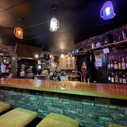 PIE BAR - Updated July 2025 - 1759 Photos & 1741 Reviews - 1361 E Olive ...