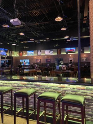 THE ROO PUB - 86 Photos & 127 Reviews - 19314 US Hwy 281 N, San Antonio ...