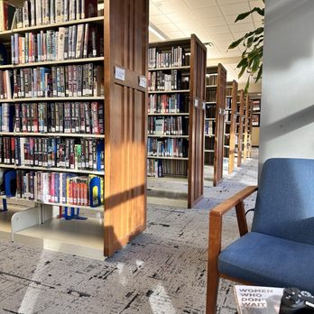 MANSFIELD PUBLIC LIBRARY - Updated December 2025 - 18 Photos - 104 S ...