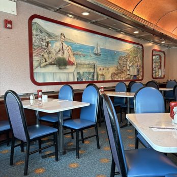 GOLDEN REEF DINER - Updated June 2025 - 283 Photos & 382 Reviews - 329 ...