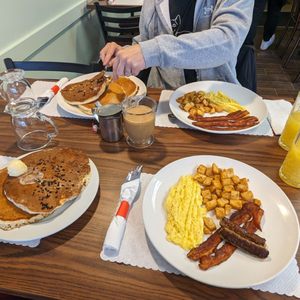 BLUE STAR RESTAURANT - Updated July 2025 - 46 Photos & 111 Reviews - 11 ...