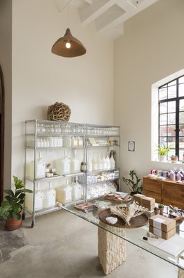 HAND & LAND - Updated December 2025 - 38 Photos & 15 Reviews - 3216 ...