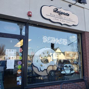 BEIGNETS - Updated August 2024 - 370 Photos & 330 Reviews - 45 Broadway ...