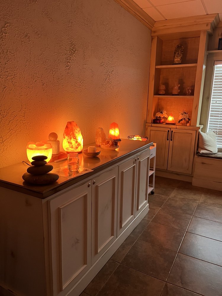 PRAHA SPA AND SALT - 29 Photos & 11 Reviews - 4962 Tamiami Trl N ...