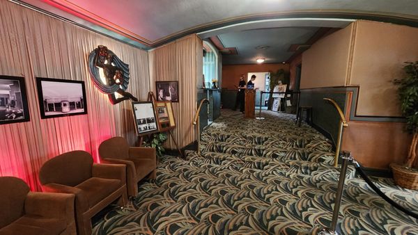 COMMODORE THEATRE - Updated October 2025 - 165 Photos & 103 Reviews ...
