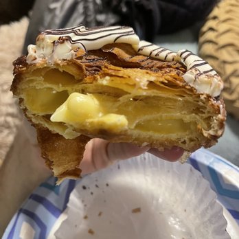 FARHAT SWEETS - Updated December 2025 - 380 Photos & 183 Reviews - 2999 ...