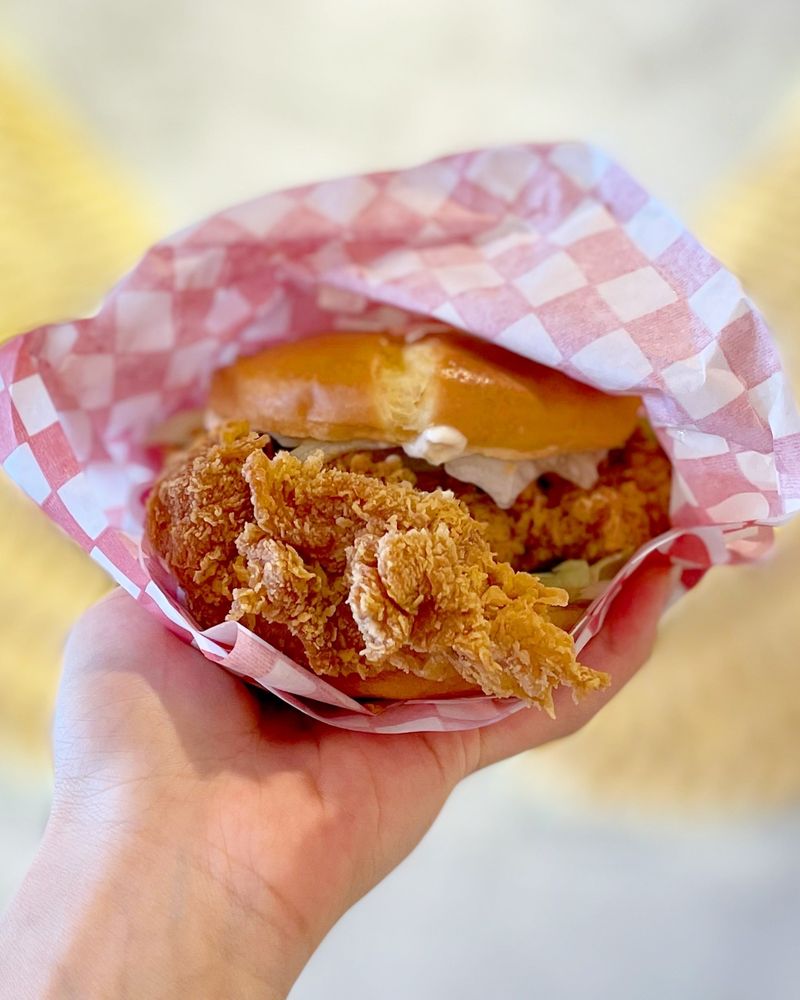 SUPER CHICKEN - Updated July 2025 - 35 Photos & 10 Reviews - 4716 Yonge ...