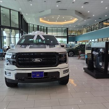 SAM PACK’S FIVE STAR FORD - Updated September 2025 - 75 Photos & 222 ...