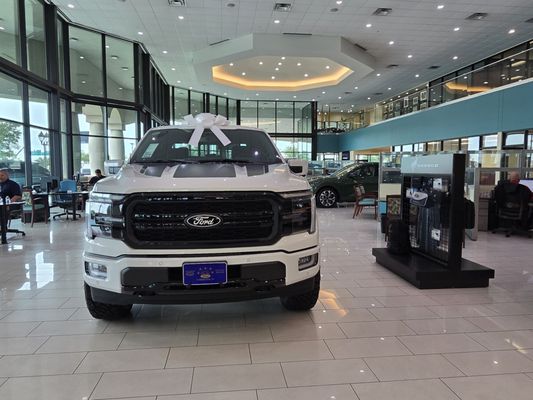 SAM PACK’S FIVE STAR FORD - Updated October 2025 - 82 Photos & 226 ...