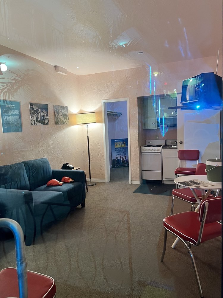 THE HISTORIC HAMPTON HOUSE - 10 Photos - 4240 NW 27th Ave, Miami ...