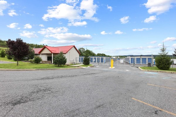 LOAD & LOCK SELF STORAGE - Updated October 2025 - 28 Photos - 1139 ...