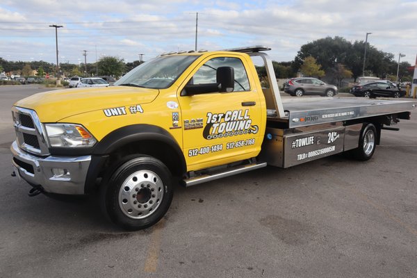 1ST CALL TOWING - Updated July 2025 - 25 Photos & 13 Reviews - 4211 ...