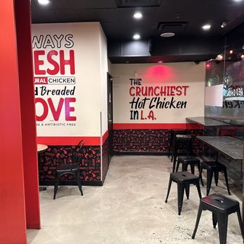 THE RED CHICKZ - Updated July 2024 - 709 Photos & 646 Reviews - 557 S ...