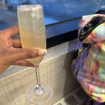 THE CLUB BWI - Updated December 2025 - 343 Photos & 227 Reviews - 7160 ...